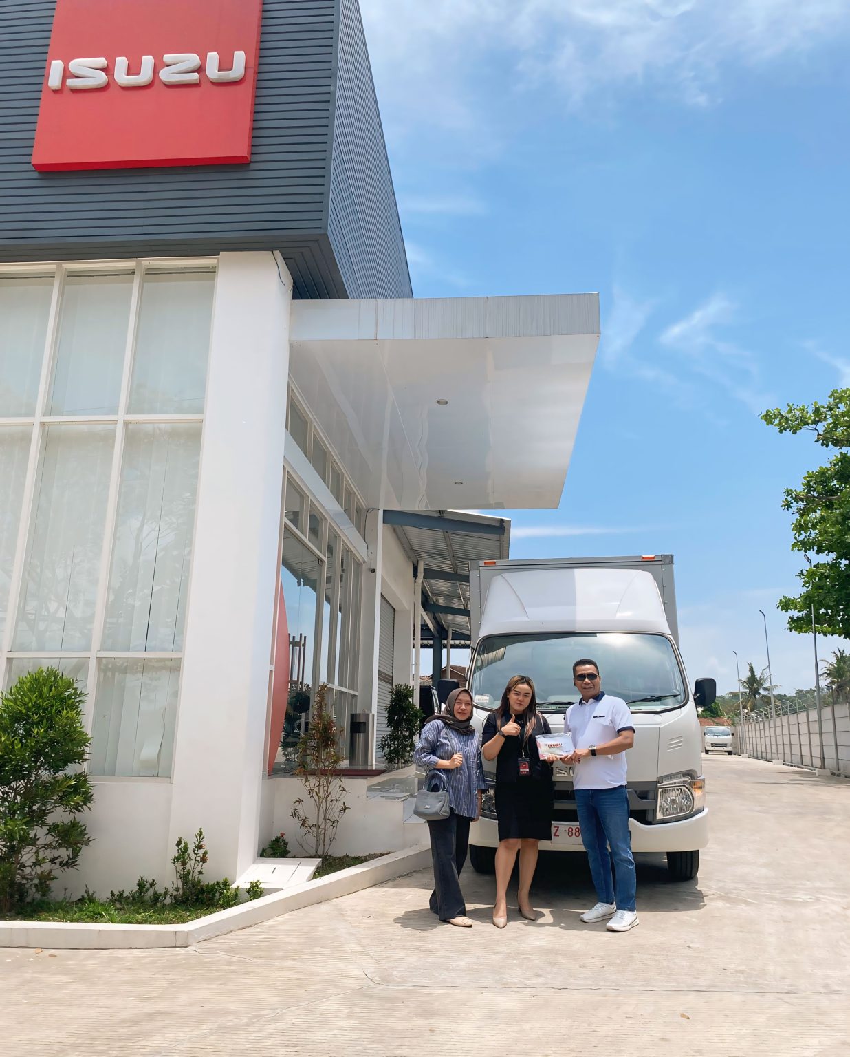 Home - Isuzu Dealer Resmi Tasikmalaya